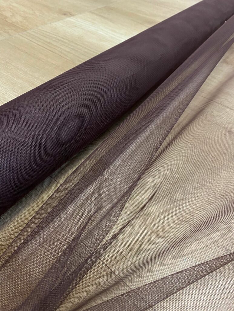 Tul duro disfraz marrón - Masquetela